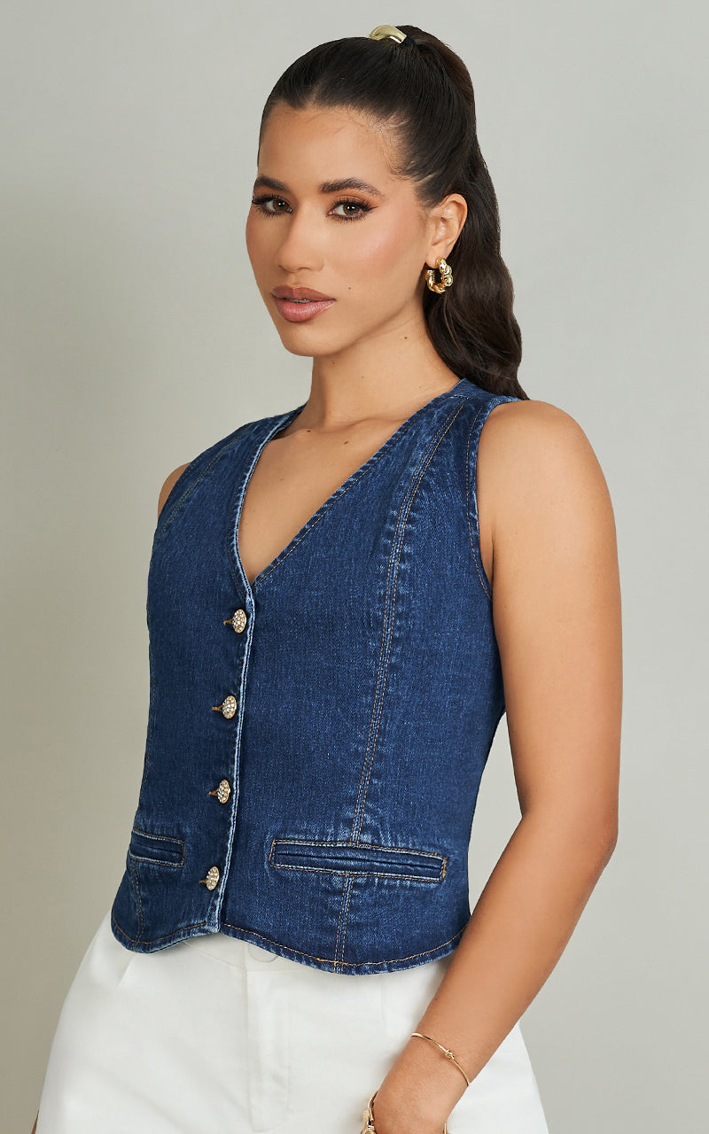 BE YOUR MAGIC VEST